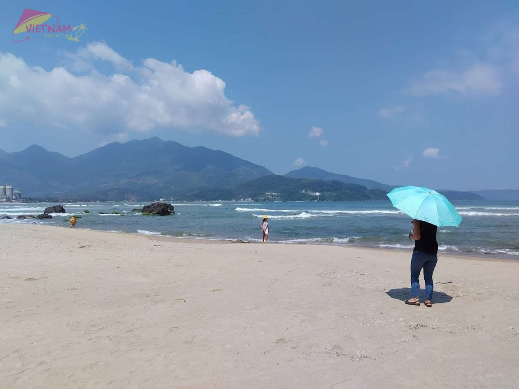 Nam O Beach - Da Nang's Moss Rock Reef Paradise - Vietnamvacation