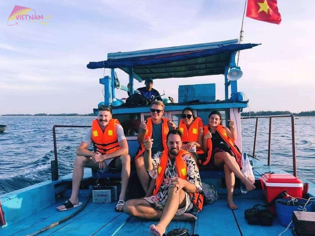Nam O Beach - Da Nang's Moss Rock Reef Paradise - Vietnamvacation