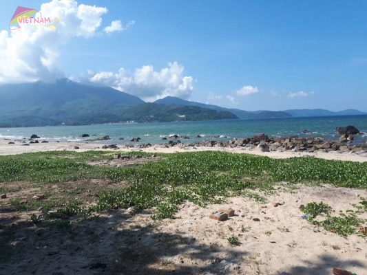 Nam O Beach - Da Nang's Moss Rock Reef Paradise - Vietnamvacation