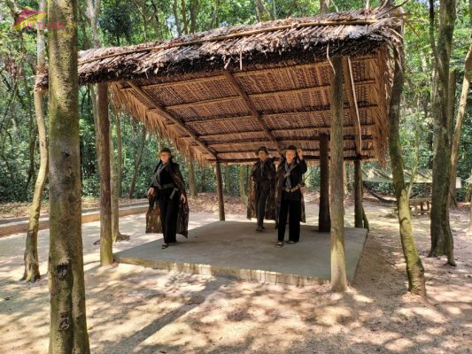Cao Dai Temple And Cu Chi Tunnels Tour - Vietnamvacation