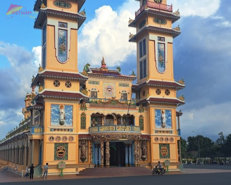 Cao Dai Temple And Cu Chi Tunnels Tour - Vietnamvacation